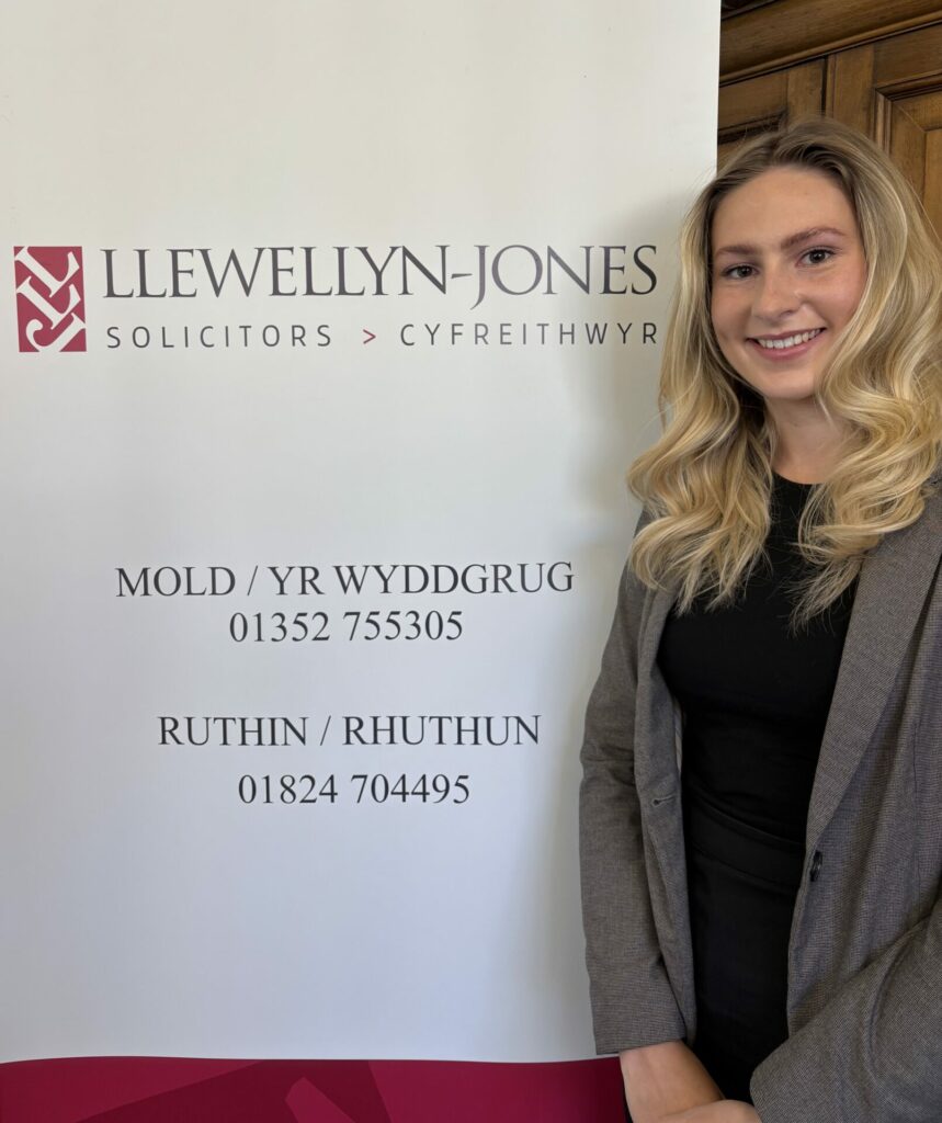 News – Llewellyn-Jones